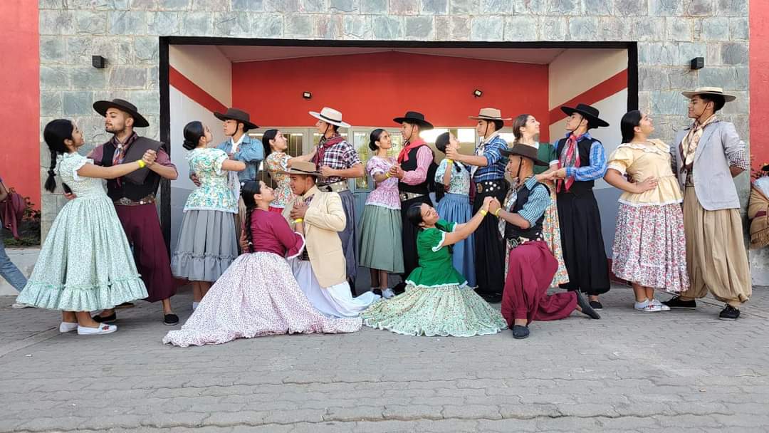 La Academia “La Estación Danza” Celebra 13 Años de Pasión y Compromiso ...